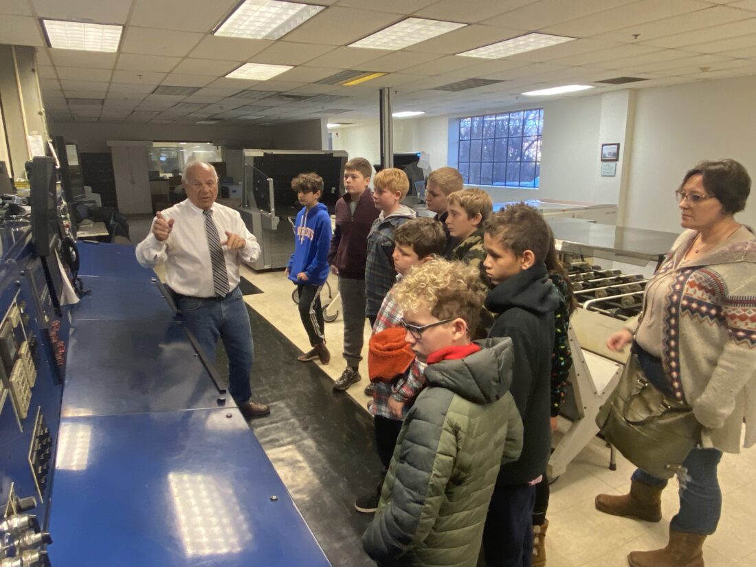 Wheeling Country Day 6th-Graders Tour Ogden Newspapers Technology ...